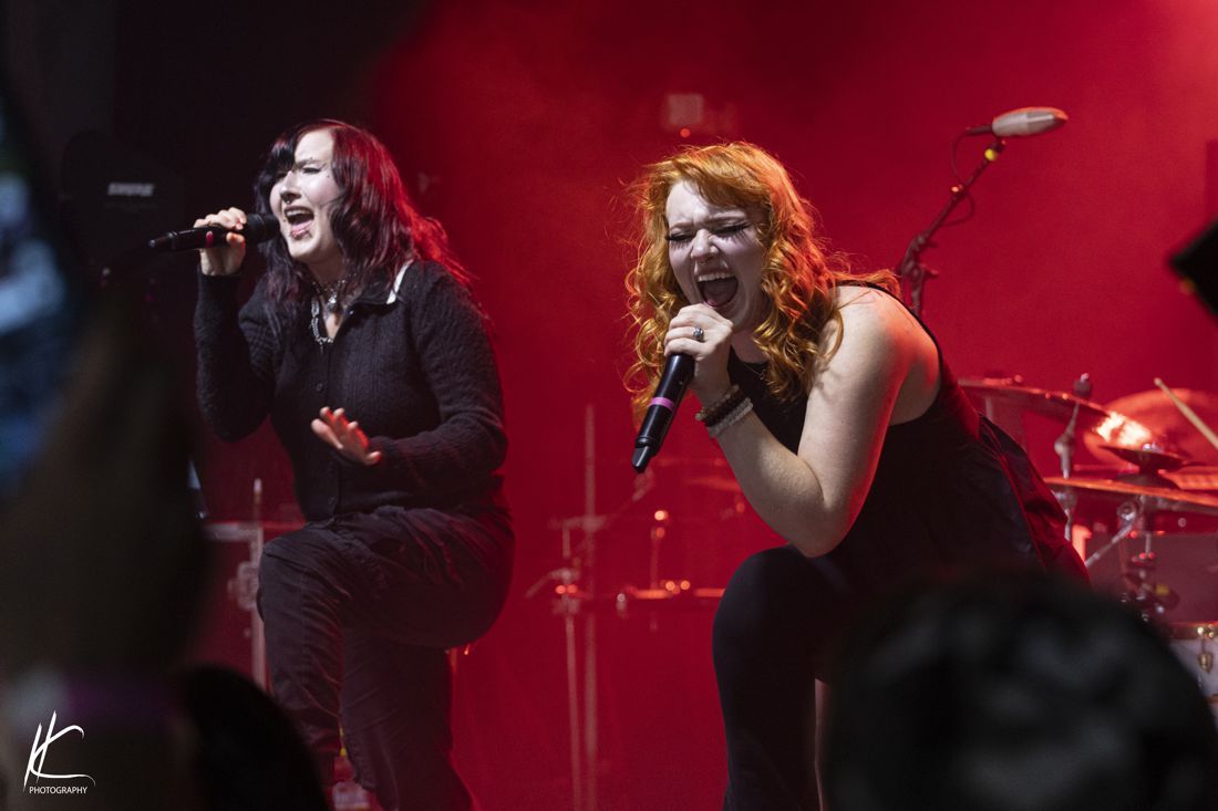 Photos - NOT ENOUGH SPACE - Live! in New York - Screamer Magazine